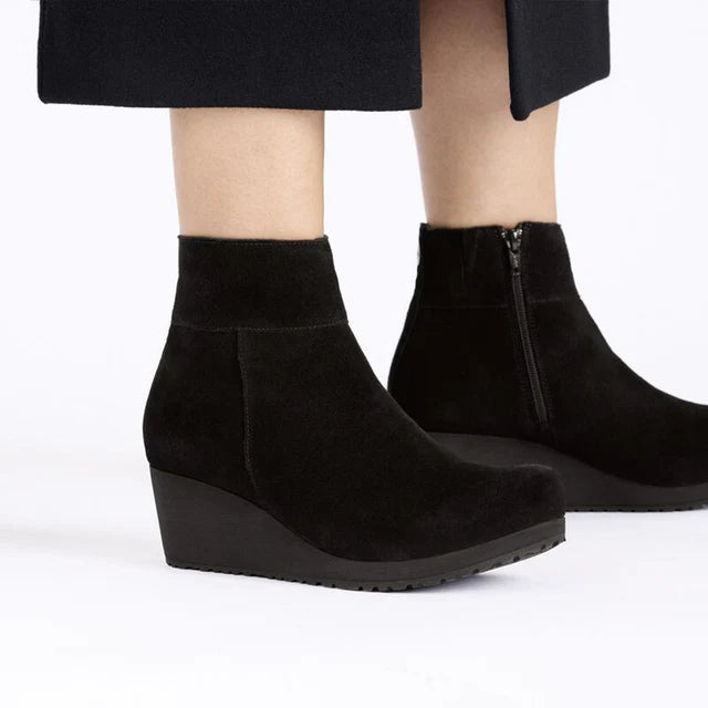 Birkenstock Ebba Black Suede – Footprints Ann Arbor